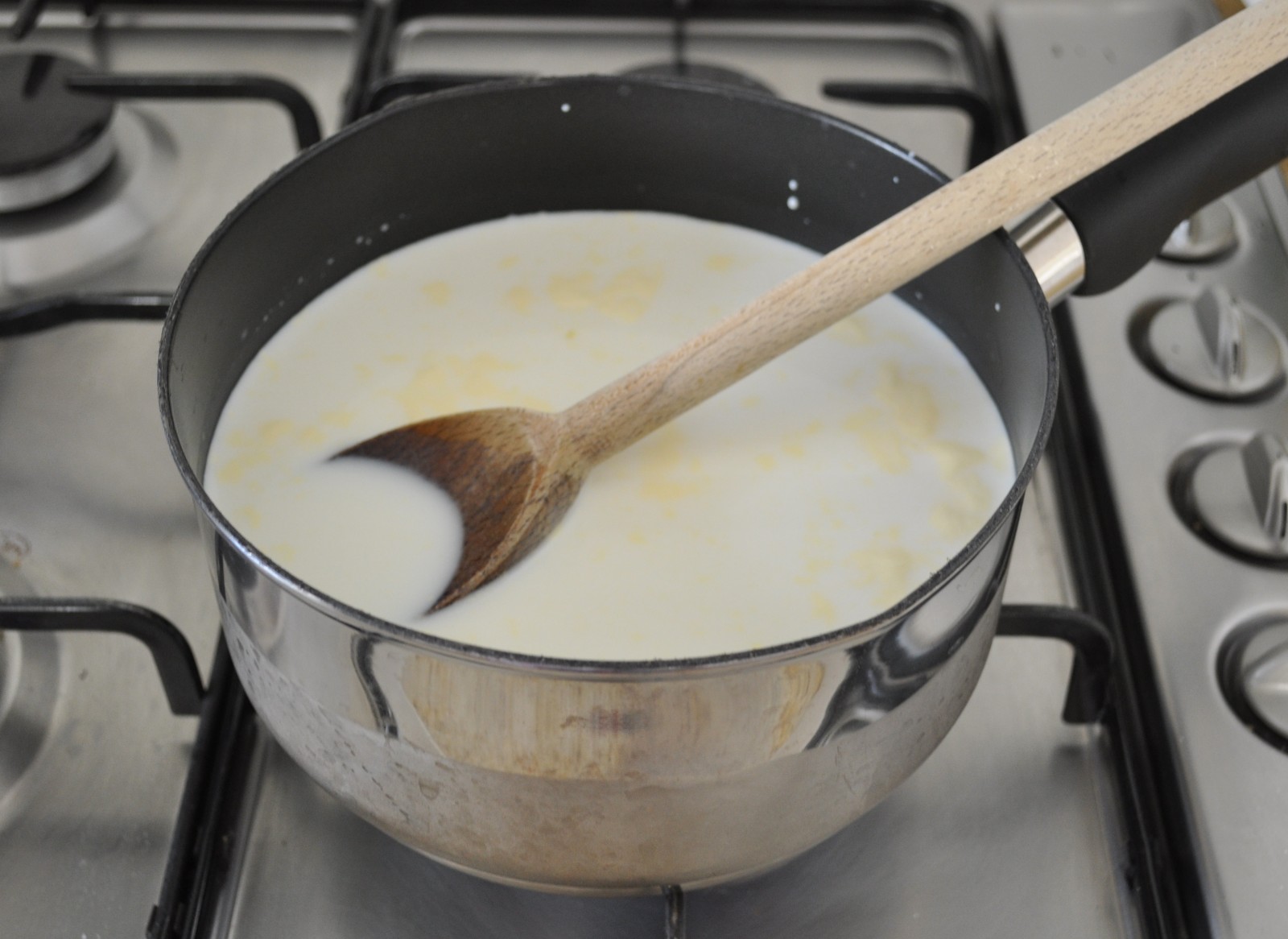 How to make ricotta from scratch