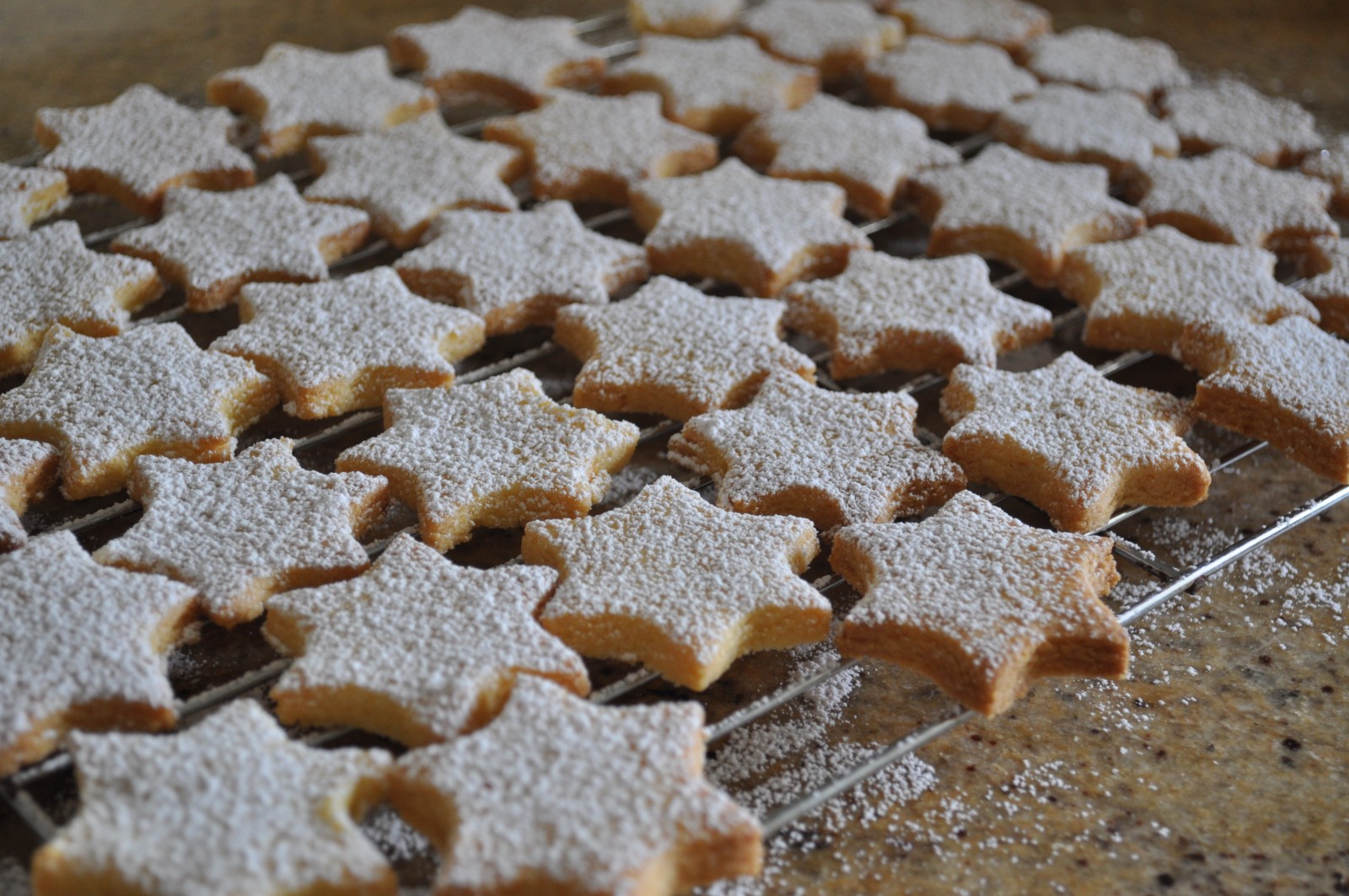 Orange star shortbread cookies - easy recipe