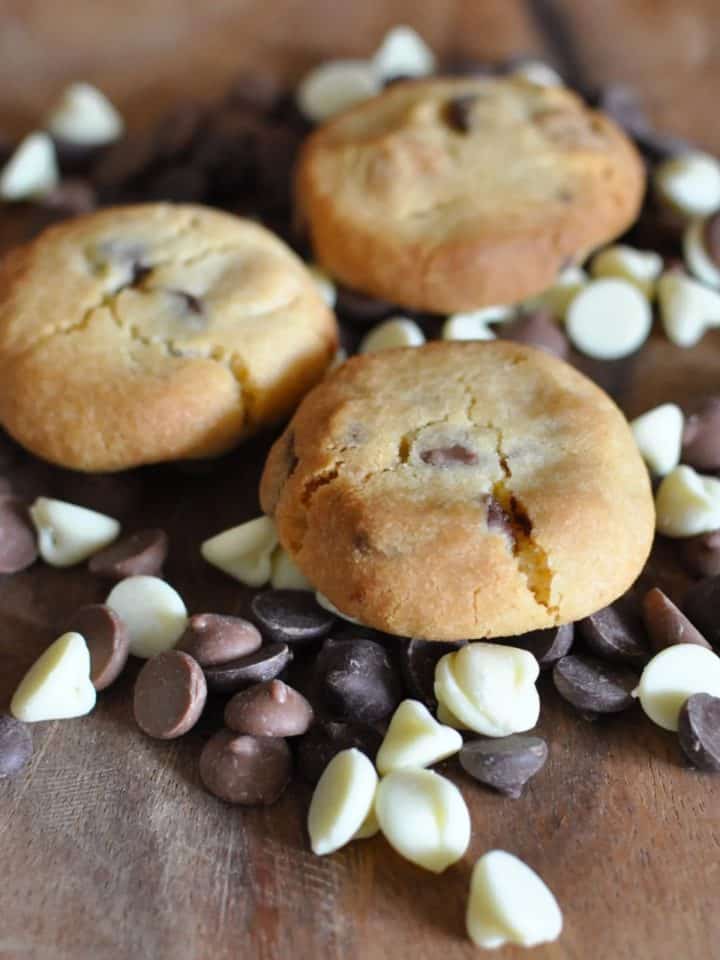 Sante Biscuits - Claire K Creations