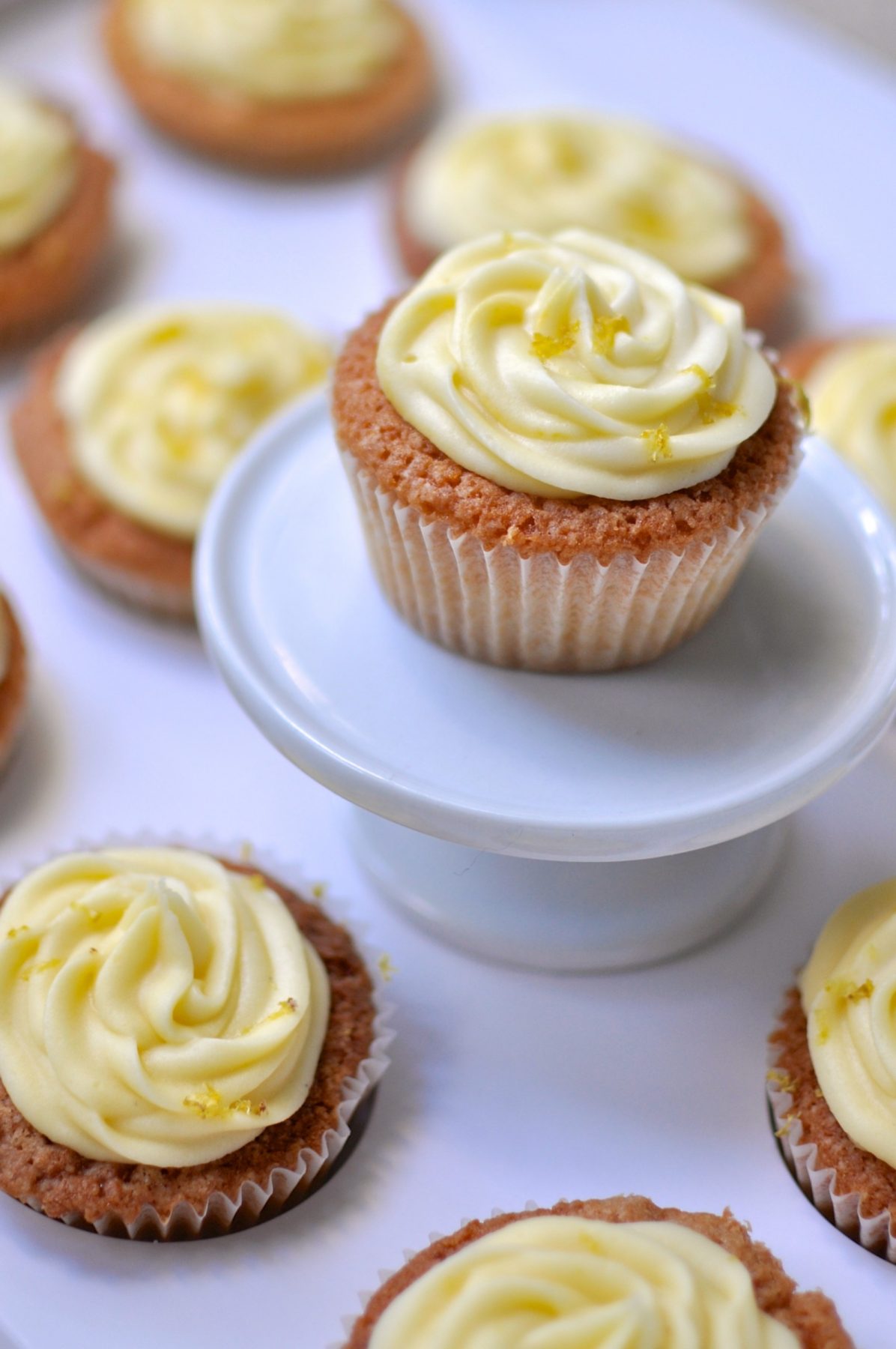 Lemon Cupcakes With Lemon Curd Filling Claire K Creations