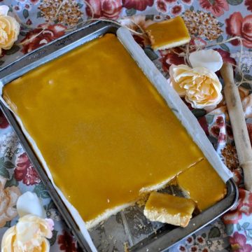 Simple ginger squares: classic recipe